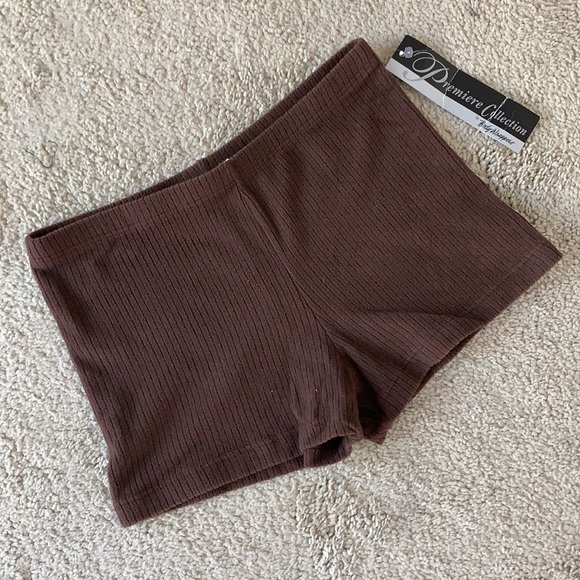 Body Wrappers | Shorts | Velvet Dance Hot Shorts Nwt Choco Corduroy ...